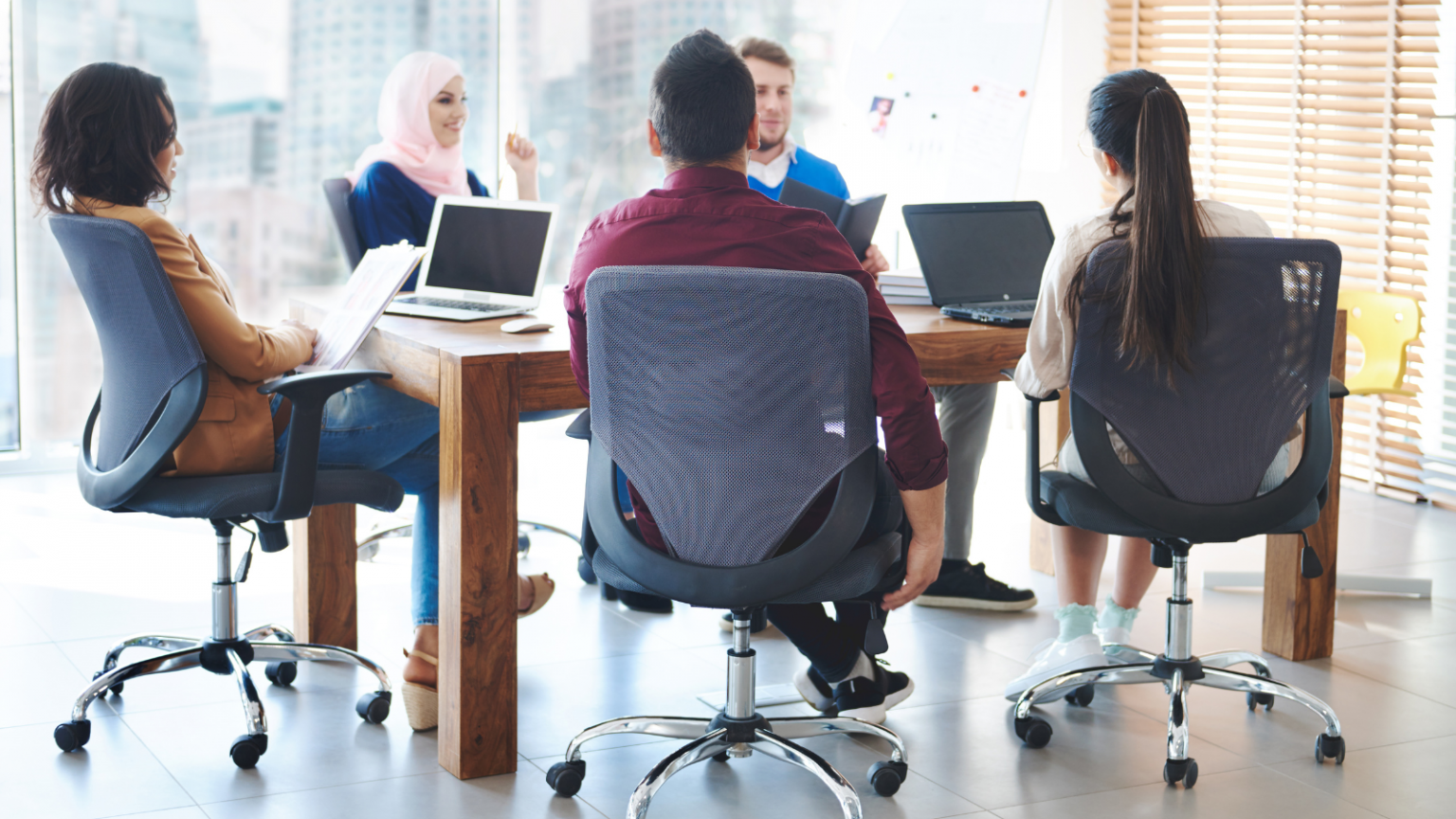 Corporate Volunteering: A Guide for Businesses to Make Real Impact ...